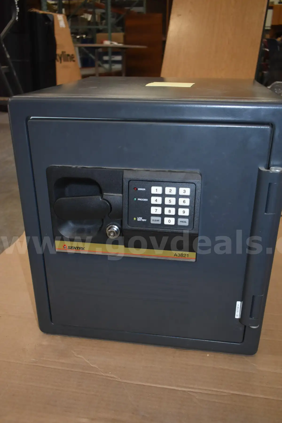Sentry A3821 Electronic Safe | AllSurplus