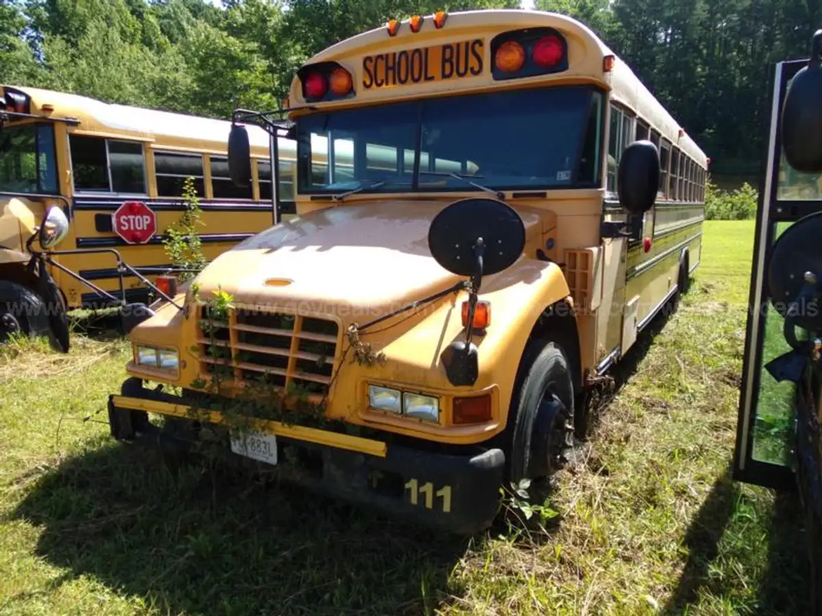 2006 Blue Bird Vision School Bus | AllSurplus