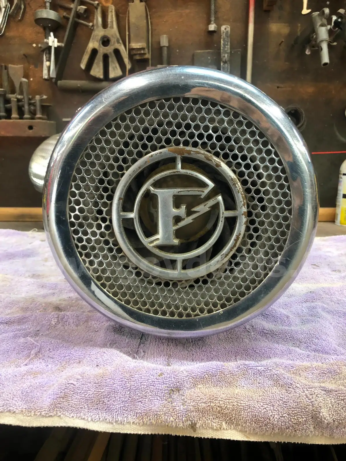 Federal Q Siren | AllSurplus