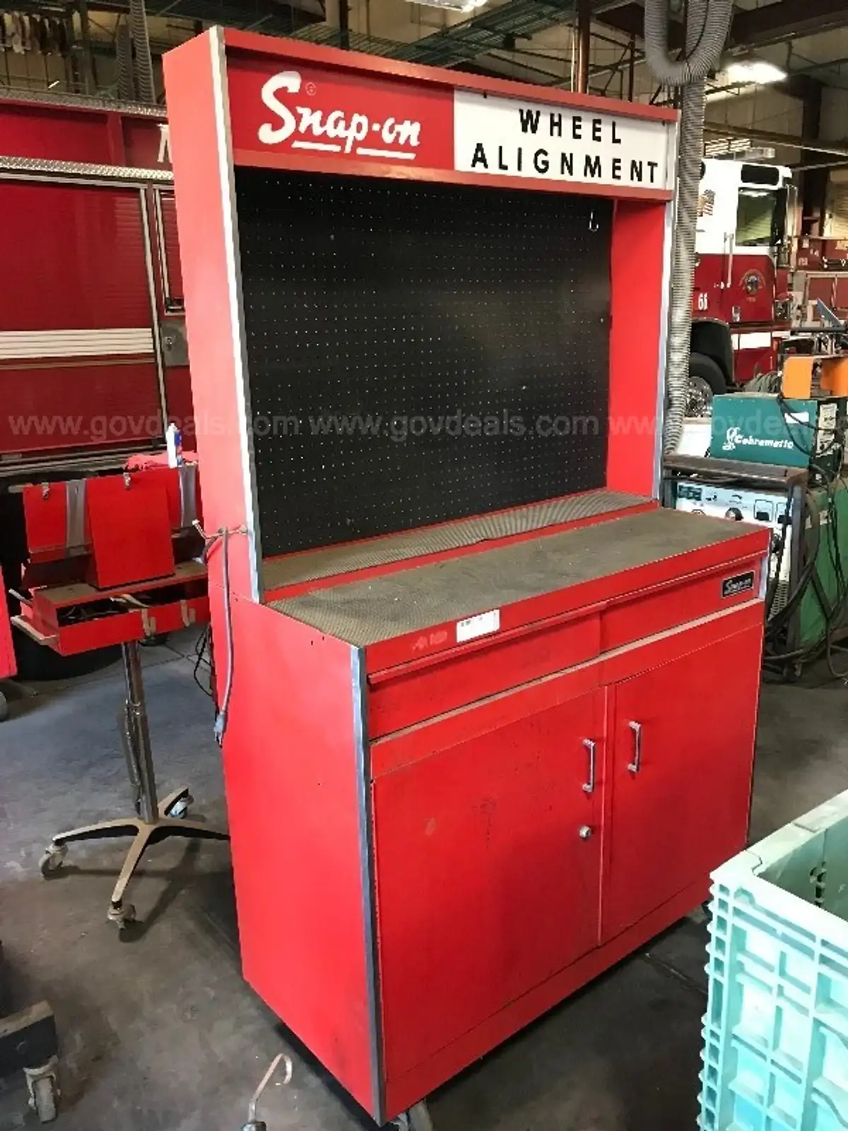 Snap-on wheel alignment sensors/cabinet & tools | GovDeals