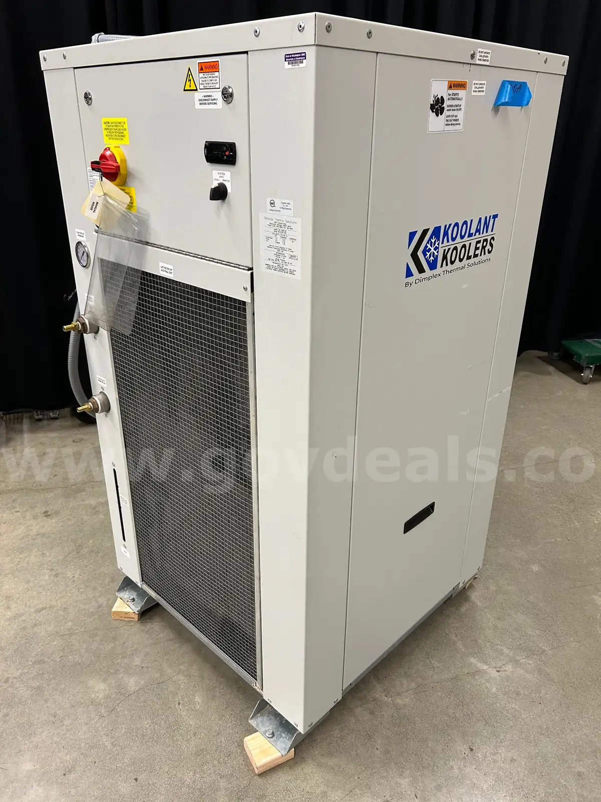 Chiller: Dimplex SVI-3000-M | GovDeals