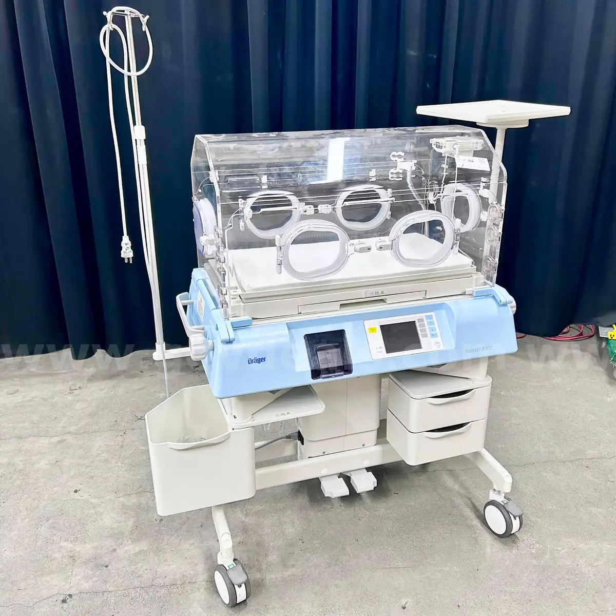 Infant Incubator: Dragger Isolette 8000 (408-54) | AllSurplus