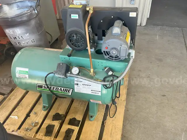 SPEEDAIRE Electric Air Compressor | GovDeals