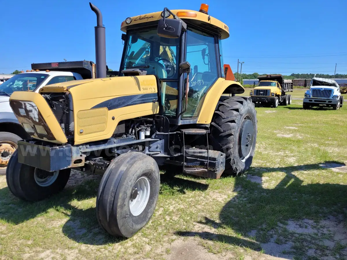 2005 Challenger Slope Mower Tractor w/ boom | AllSurplus