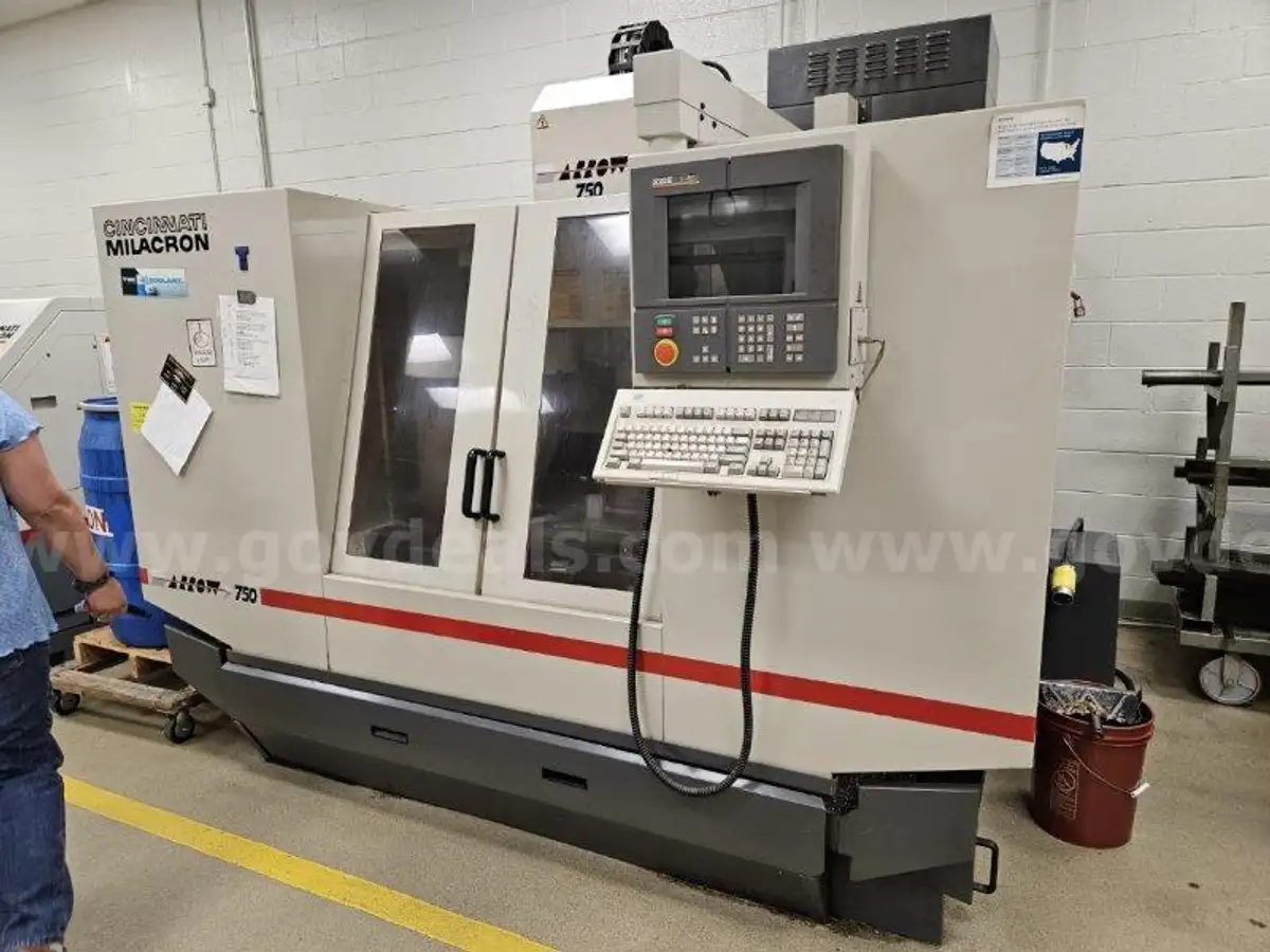 Cincinnati Milacron Arrow 750 CNC Milling Machine | AllSurplus