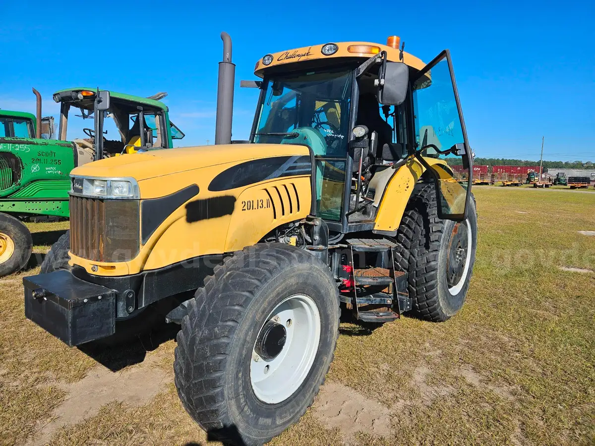2008 Challenger Slope Mower Tractor w/ Boom | AllSurplus