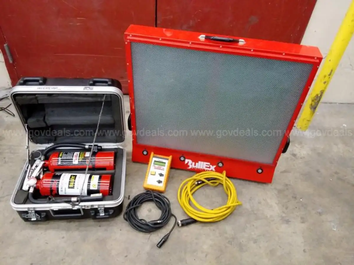 BullEx Bullseye fire Simulator Digital Extinguisher Training system. P ...