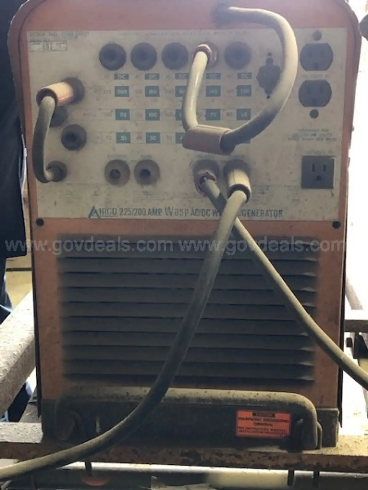 1976 Airco 225/200 Amp Wasp AC/DC Welder/Generator | GovDeals