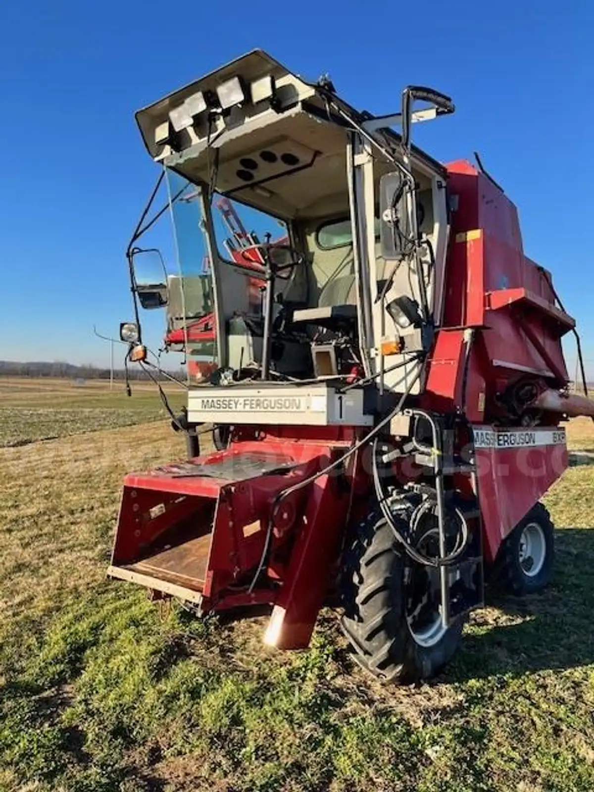 1994 Massey Ferguson 8XP Plot Combine w/ Bean Header | GovDeals