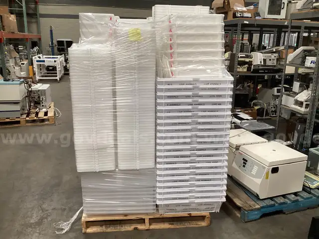 Live Animal Containers. | GovDeals