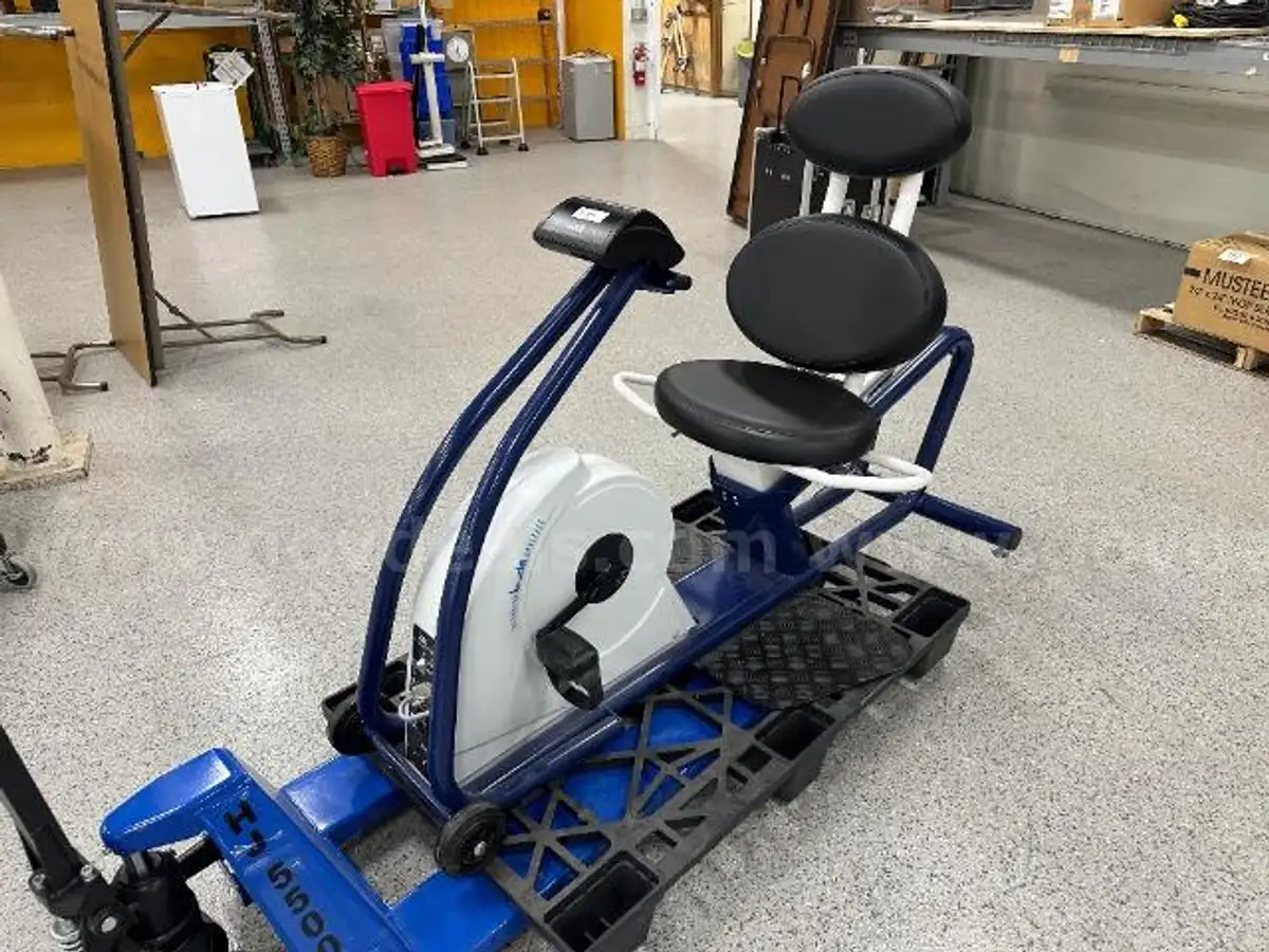 Lode Corival Ergometry Exercise Bike (North American Bidders Only ...