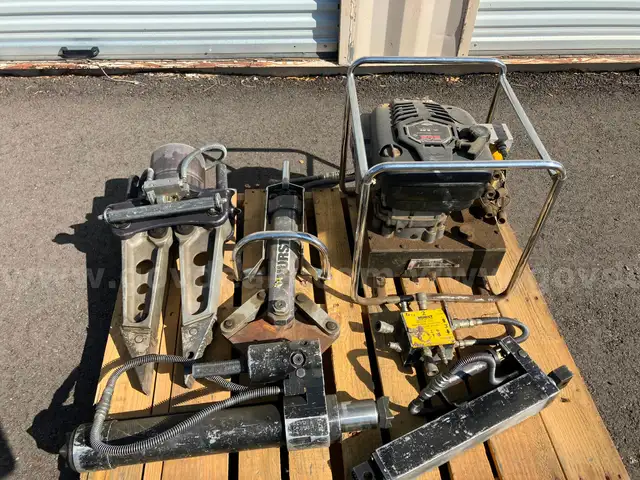 HURST POWER PACK AND VARIOUS TOOLS | GovDeals