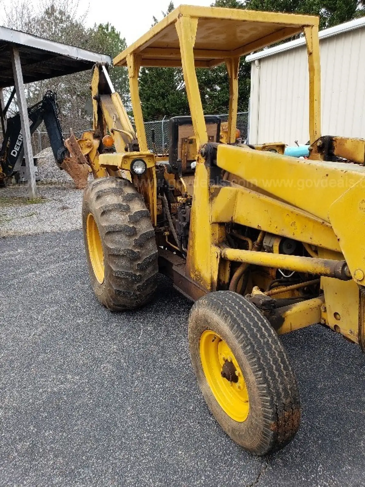 Massey Ferguson 30B Tractor / Backhoe / Loader | GovDeals