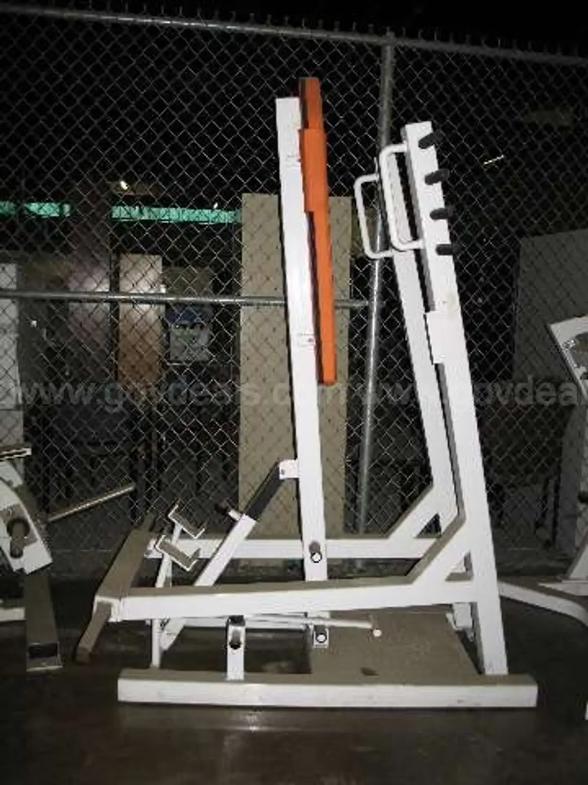 University of Tennessee Dynabody Standing Power Chest Press | GovDeals