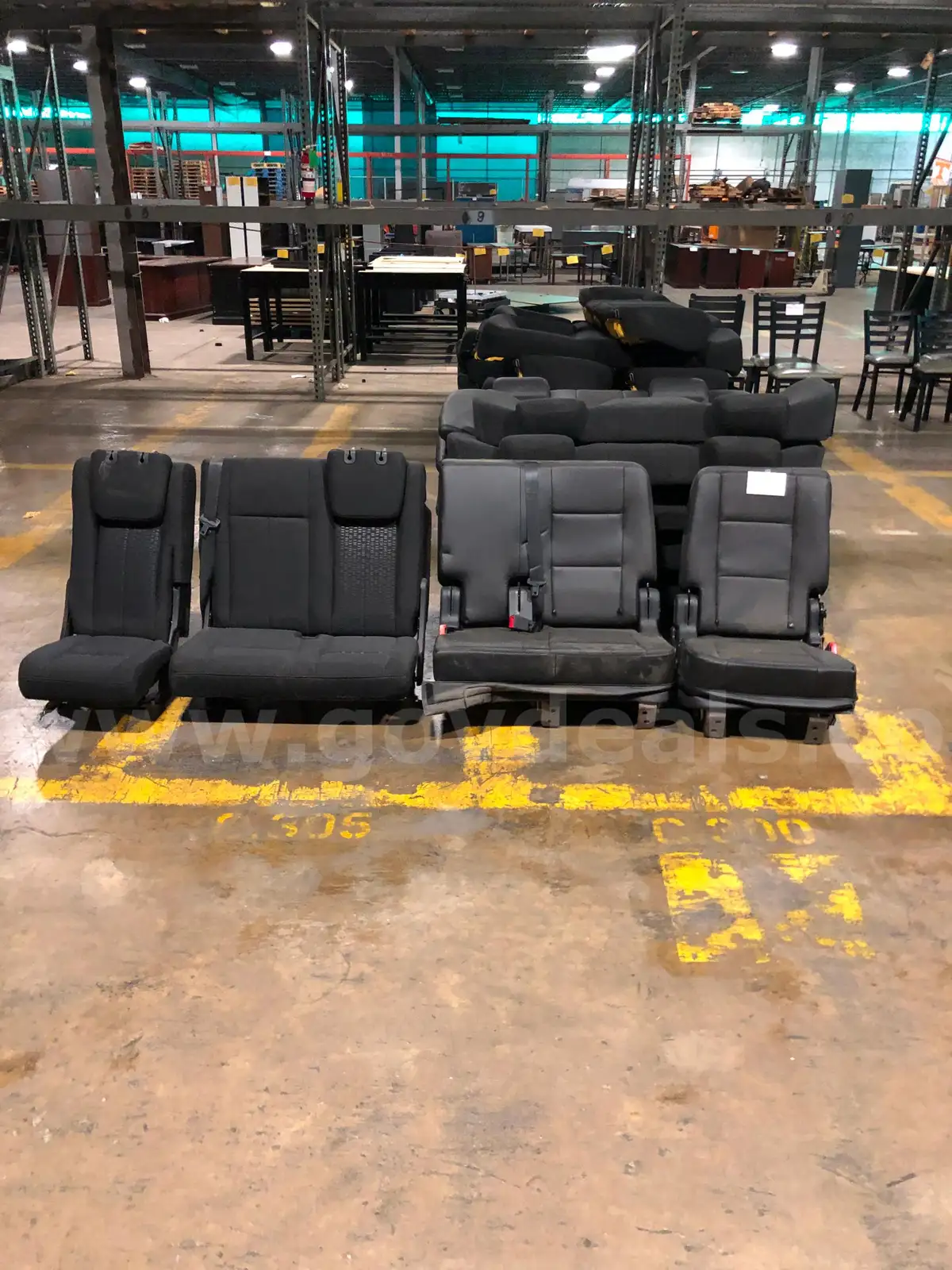 3 Pallets of Assorted Automotive Seats | AllSurplus