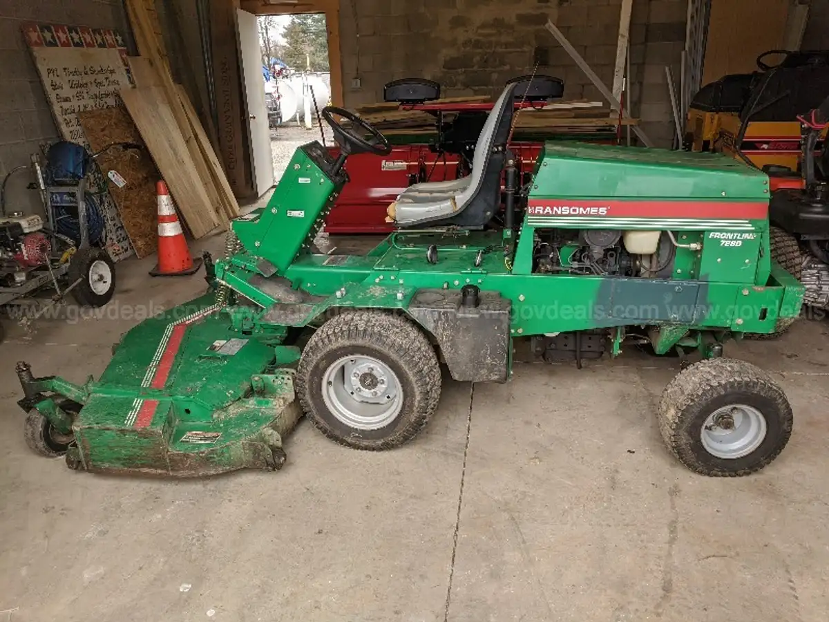 Ransome - Cushman DIESEL Front Line 728D with 72" Mower Deck | AllSurplus
