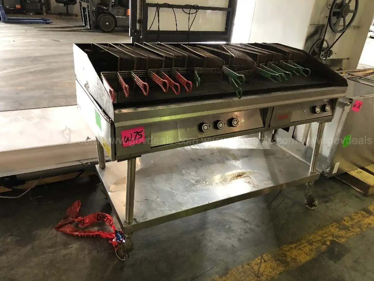 Lang 160T Electric Griddle | AllSurplus