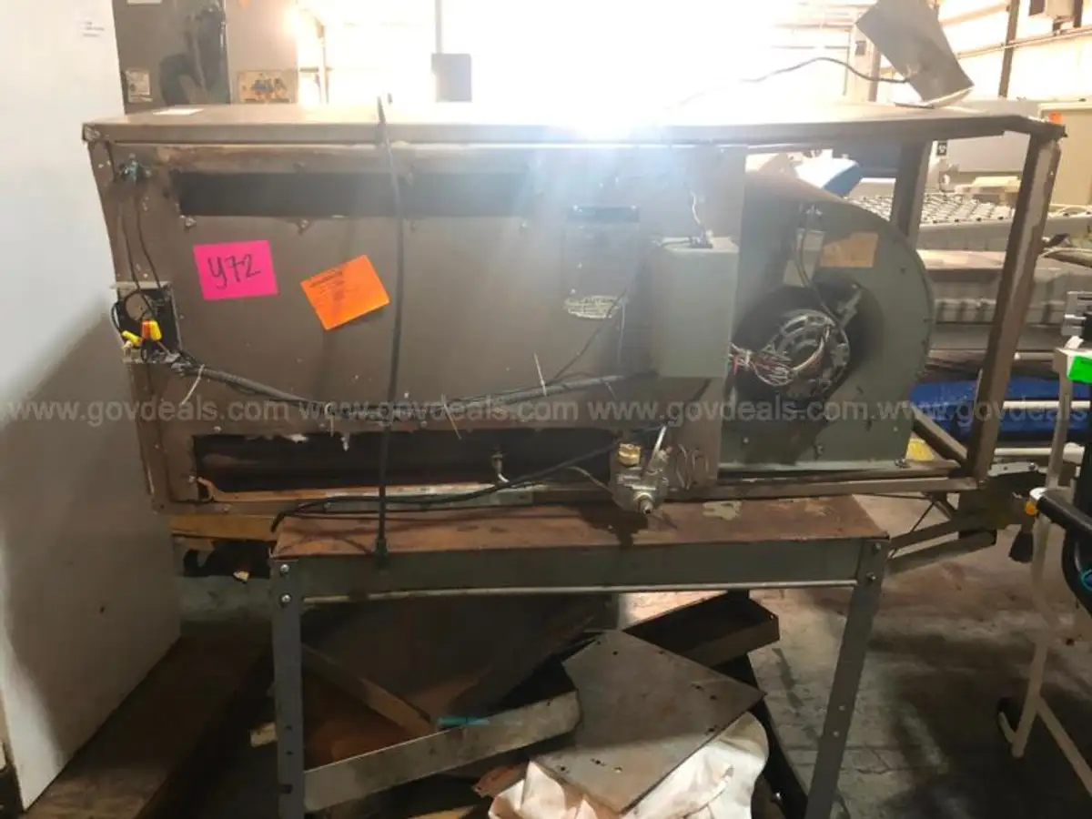 General Electric Gas Fired Warm Air Furnace | AllSurplus