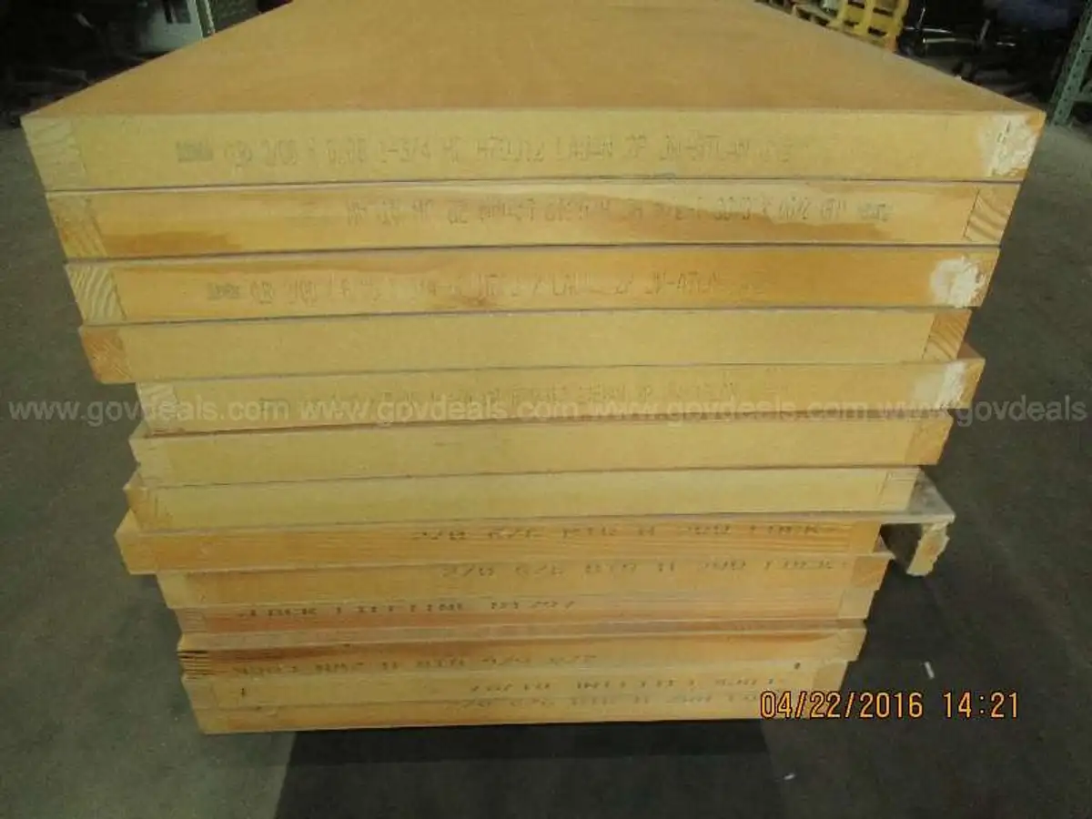 Jeld Wen Hollow Core Luan Doors | GovDeals