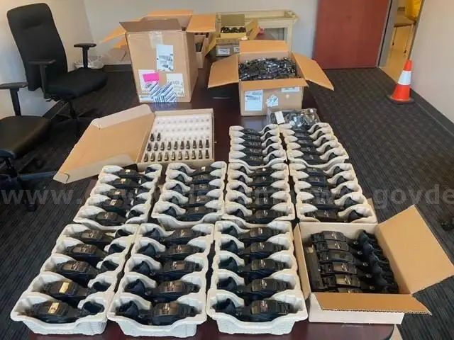 Taser X2 and all associated equipment | AllSurplus