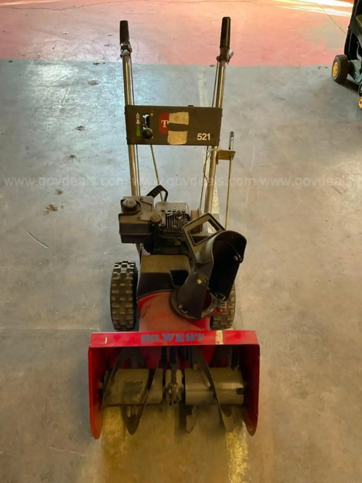 Toro 521 Snow Blower | AllSurplus