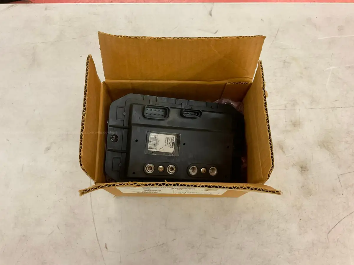 Paccar Module Function Interface, Part Number Q27-6063-00523 | AllSurplus