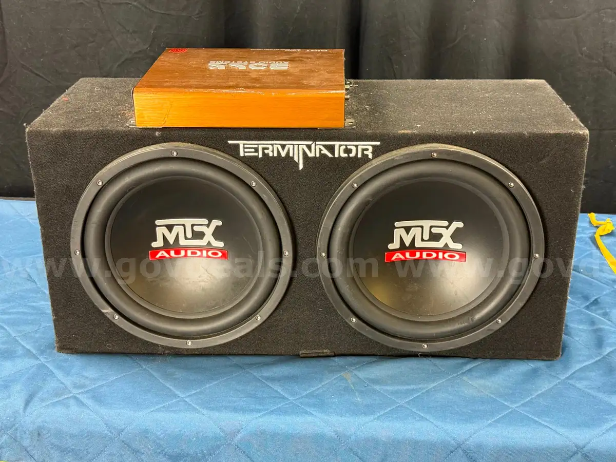 2 - 12" MTX Subs in Terminator MTX Enclosure Model TNE212D With BOSS ...