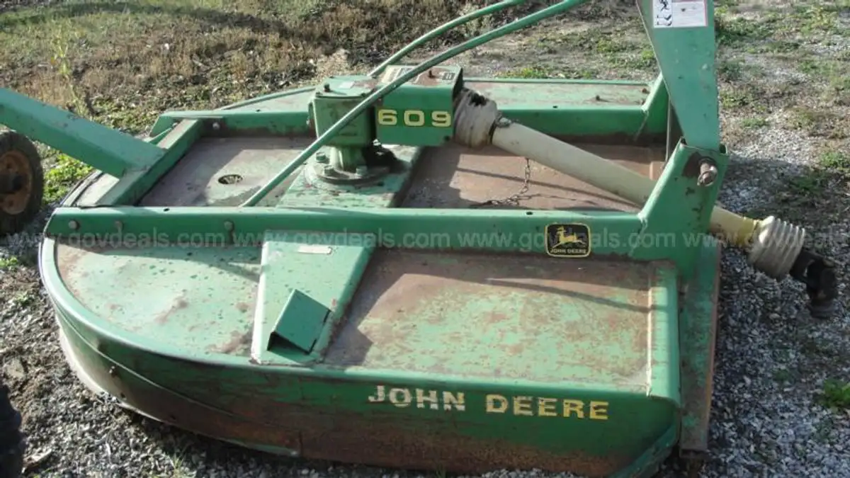 John Deere 609 Rotary Cutter bush hog | AllSurplus