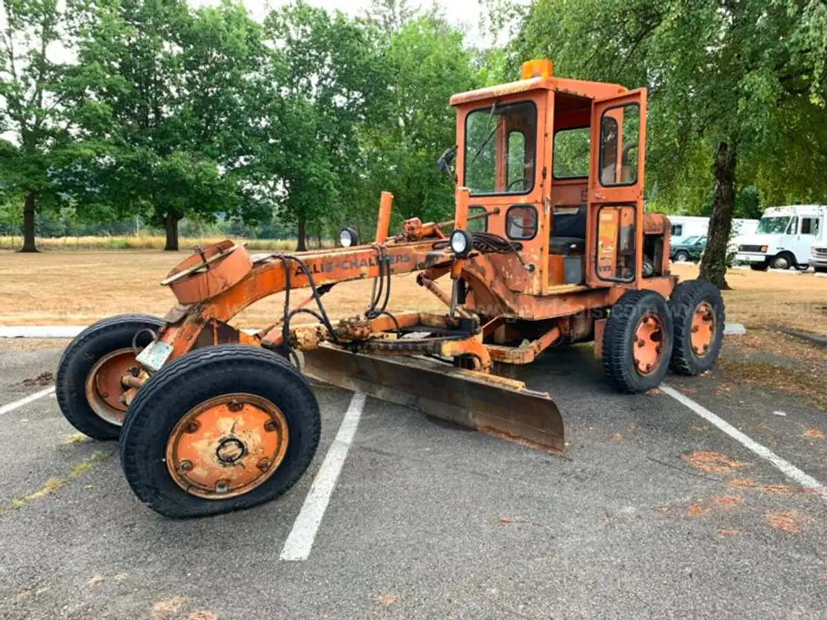 1967 Allis-Chalmers Road Grader - Model No. A97800 (ID #29984) (Off ...