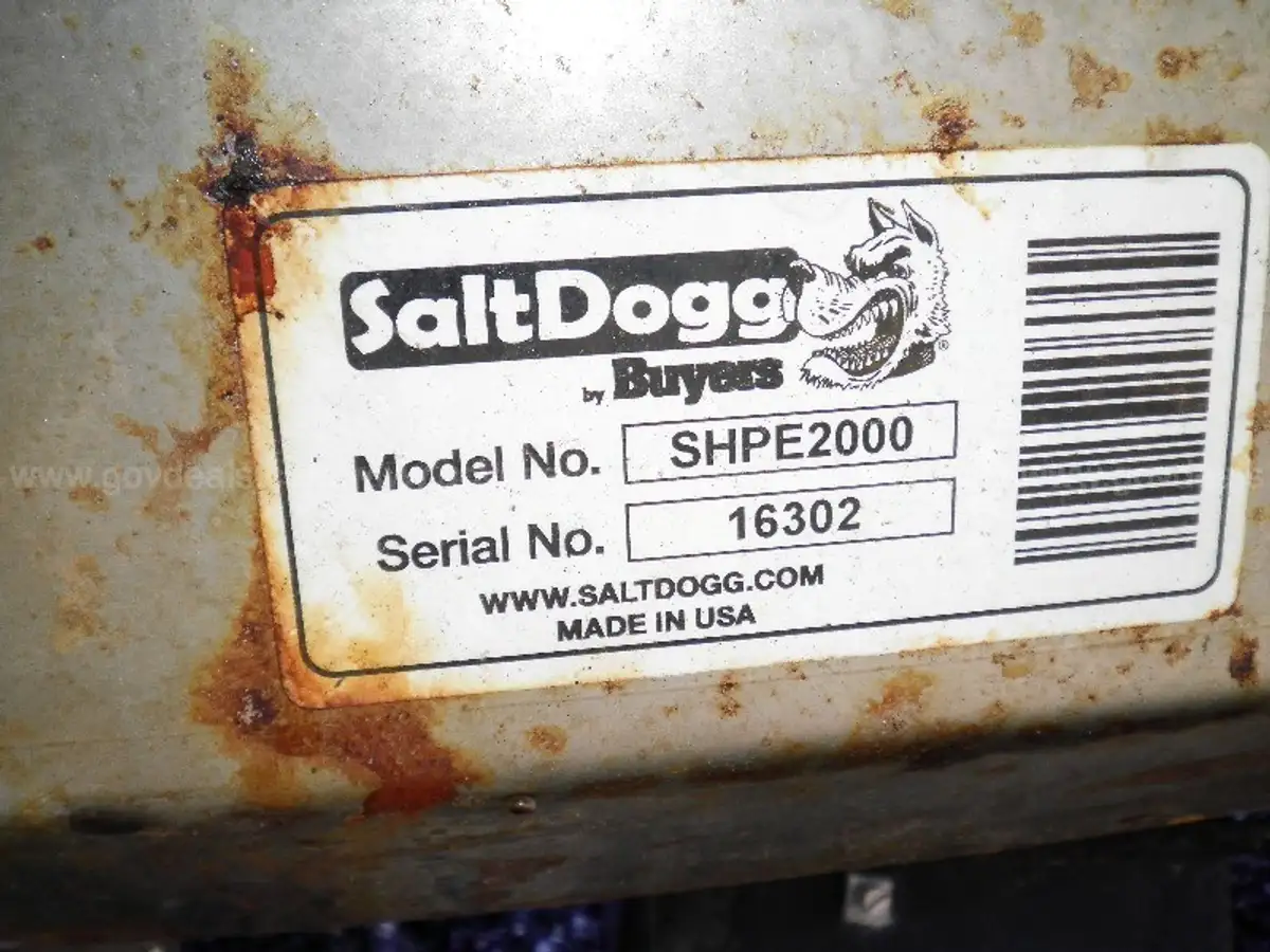Salt Dogg SHPE 2000 Material Spreader | AllSurplus