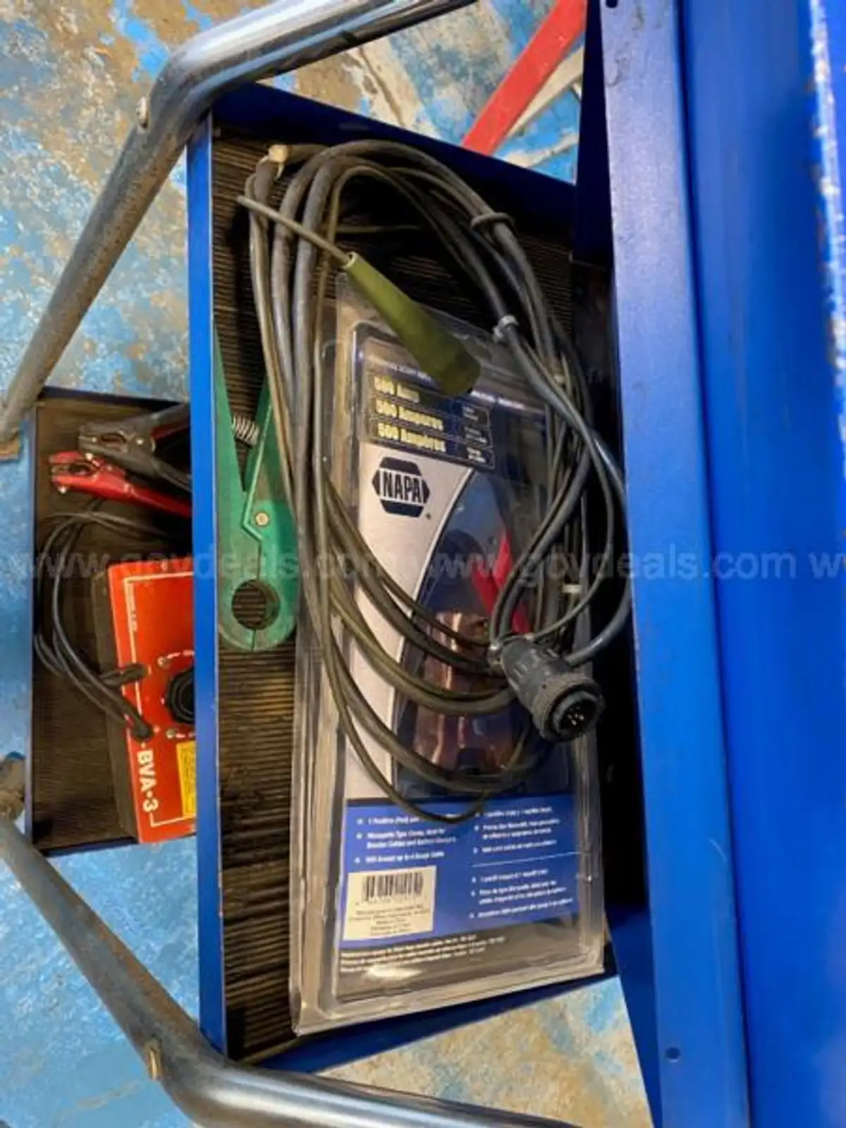 Sun VAT-40 battery tester | AllSurplus